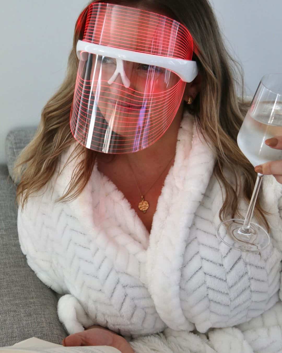 The Best LED Face Masks in Australia | Sitchu