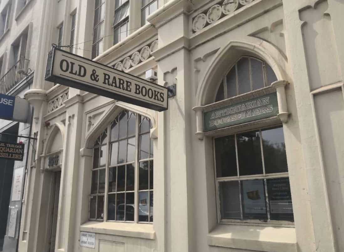 Best Book Stores in Adelaide | Sitchu