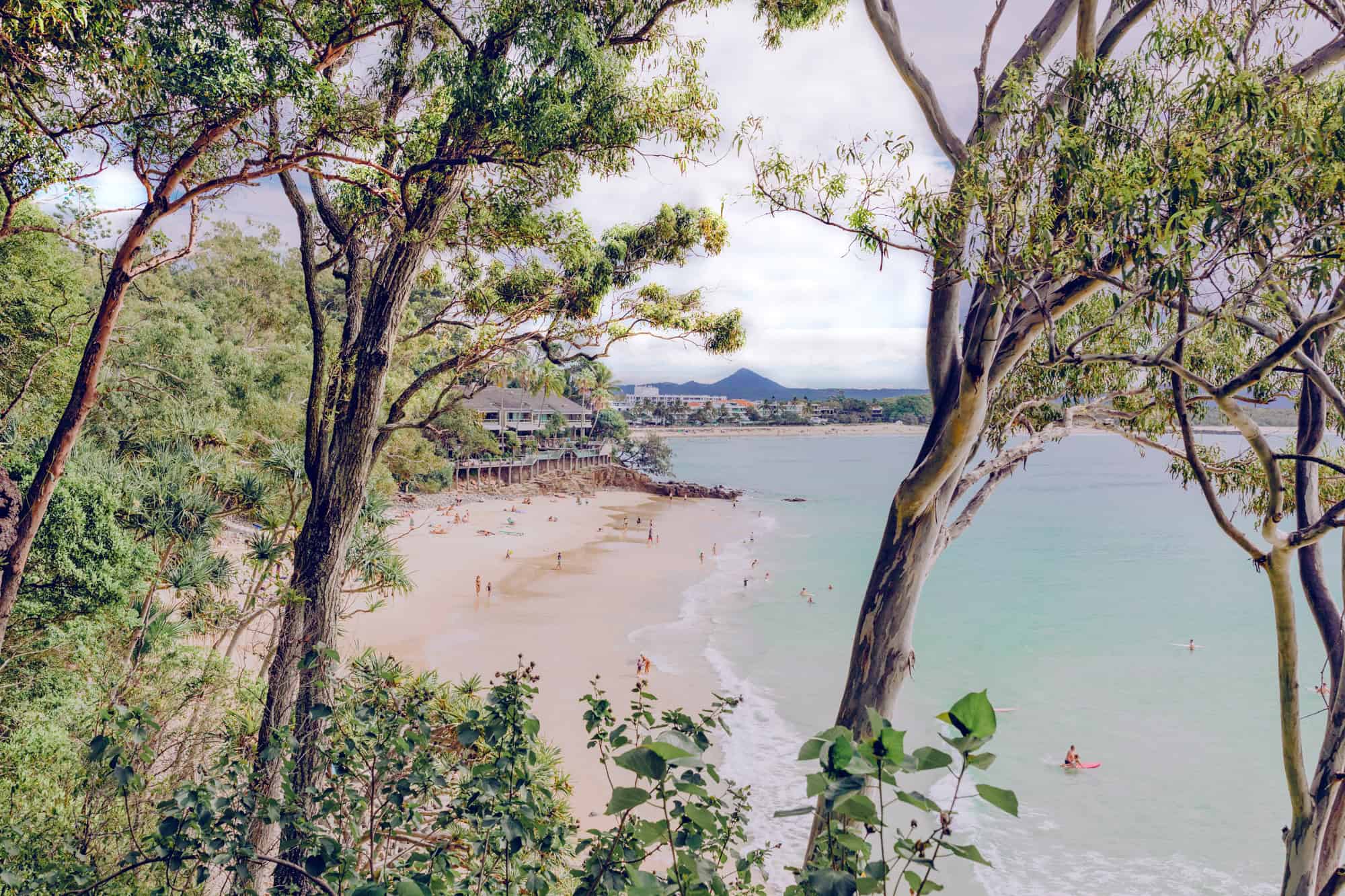 Home Tour: Barefoot Luxury in Beautiful Noosa | Sitchu