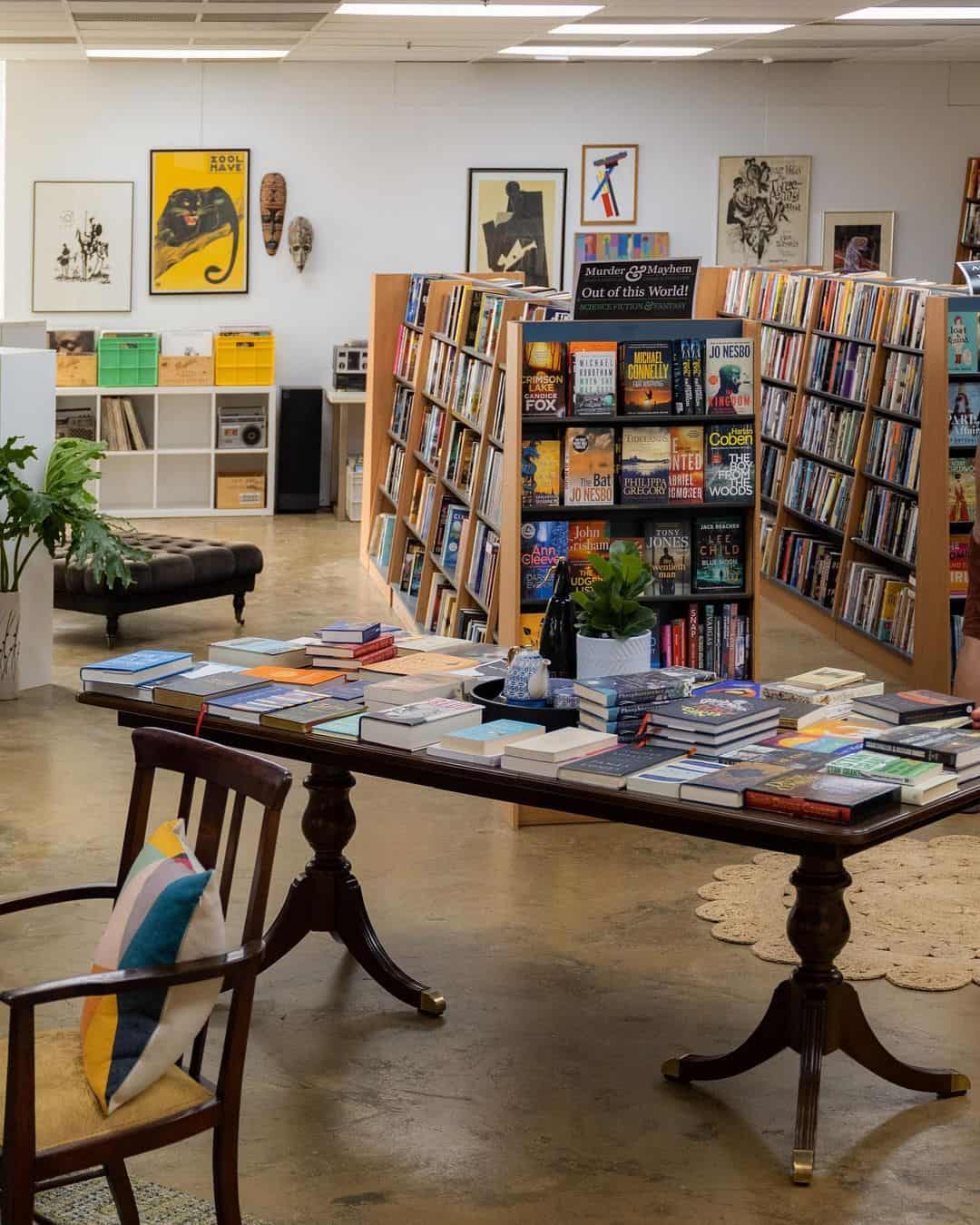 Best Book Stores in Adelaide | Sitchu