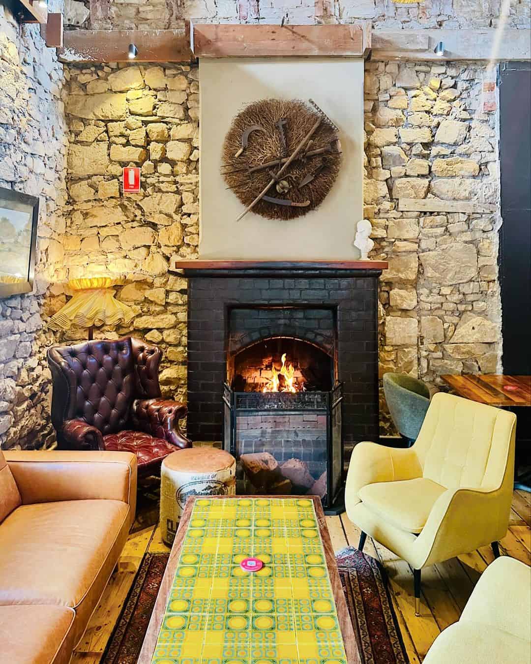 The Best Pubs in Adelaide with Fireplaces | Sitchu