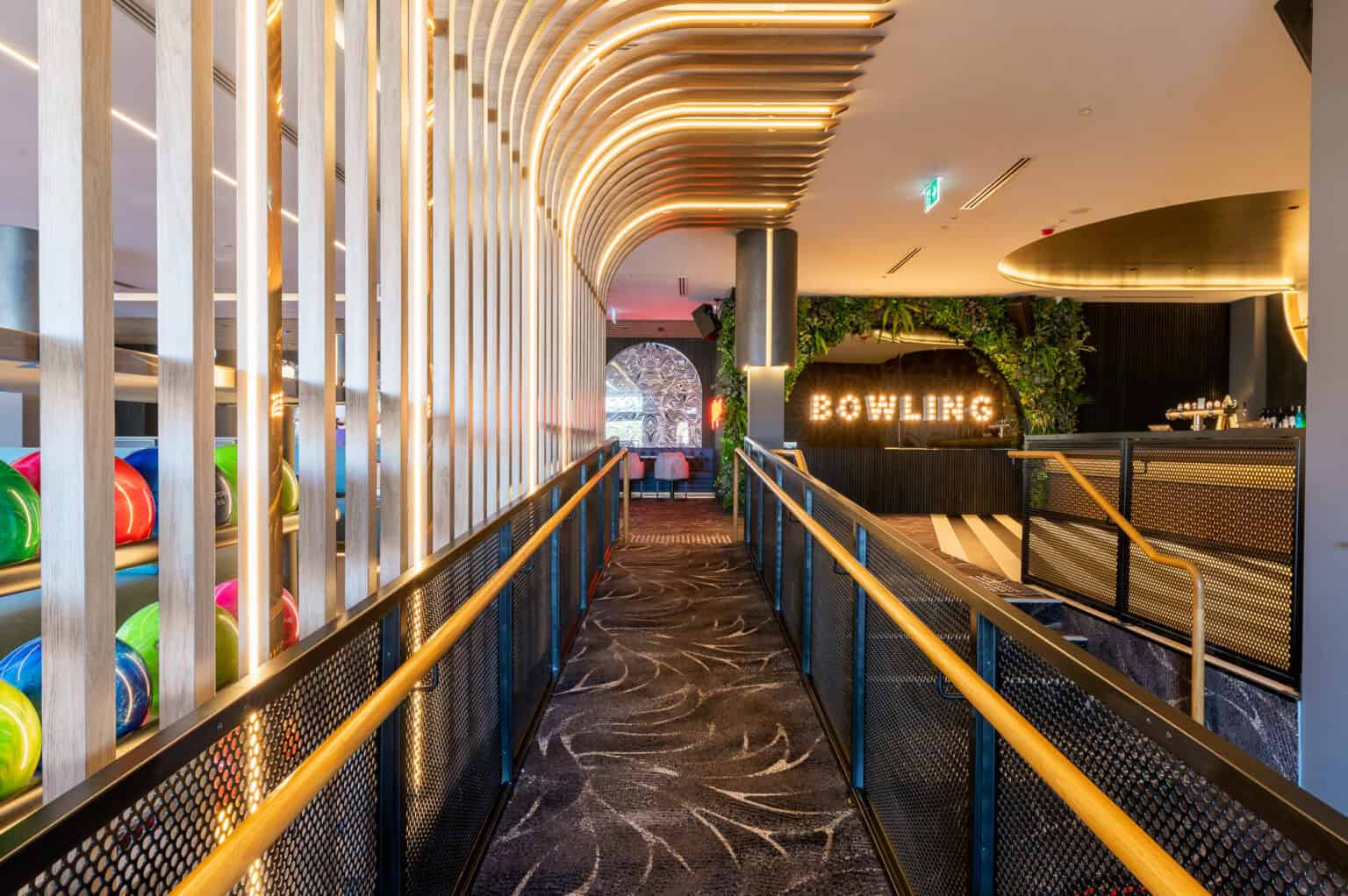 Best Bowling in Perth | Sitchu