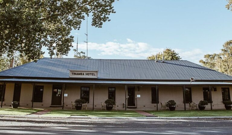 Soul of the Town: The Best Country Pubs in Victoria | Sitchu